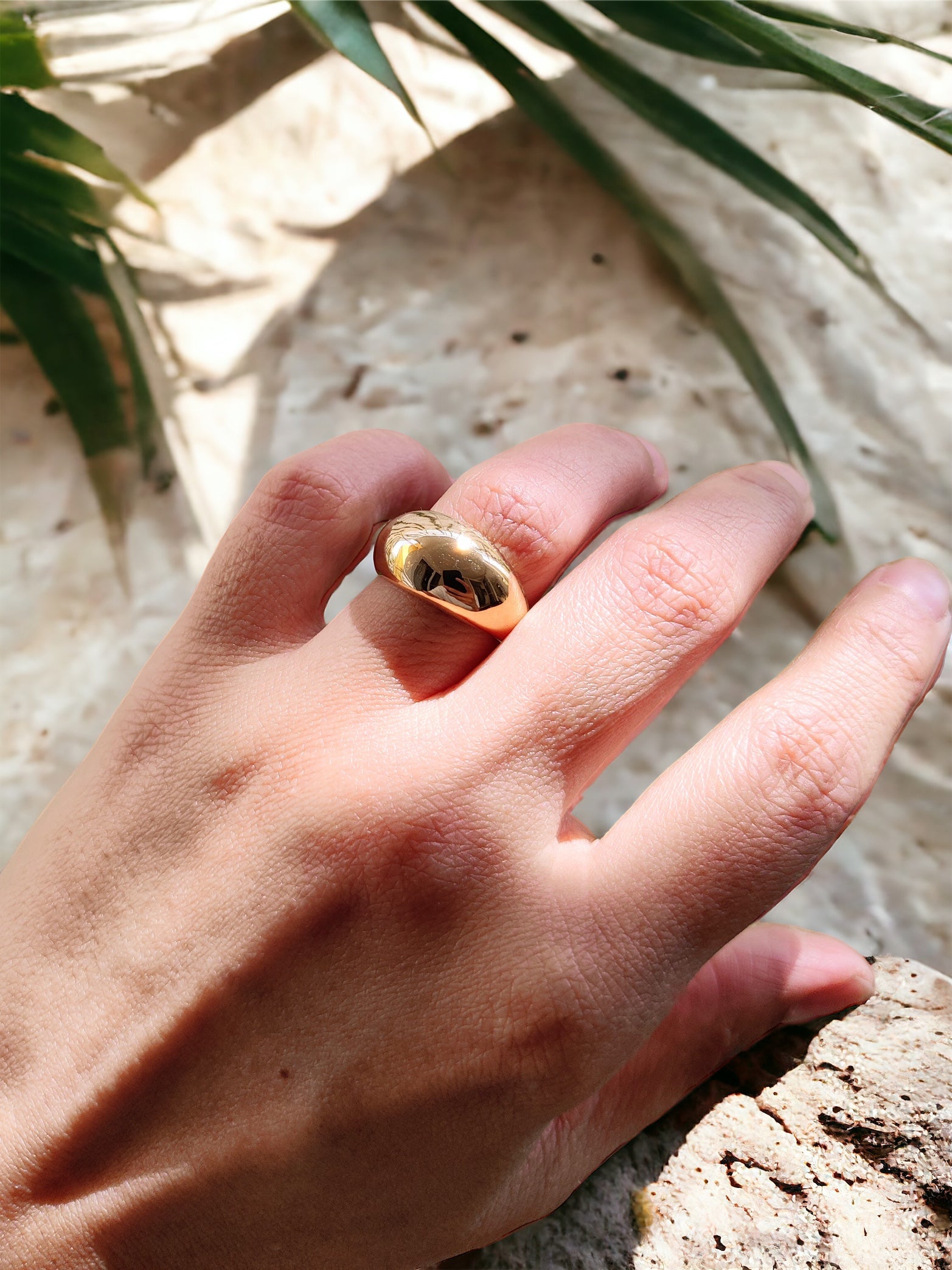 North Ring – Luna Chic